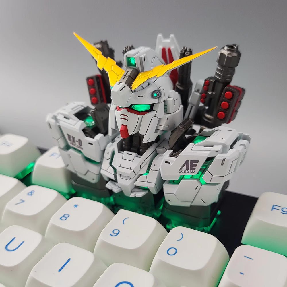 RX-0 Limited Edition Transformable Gundam Keycaps – Takara Model Studio